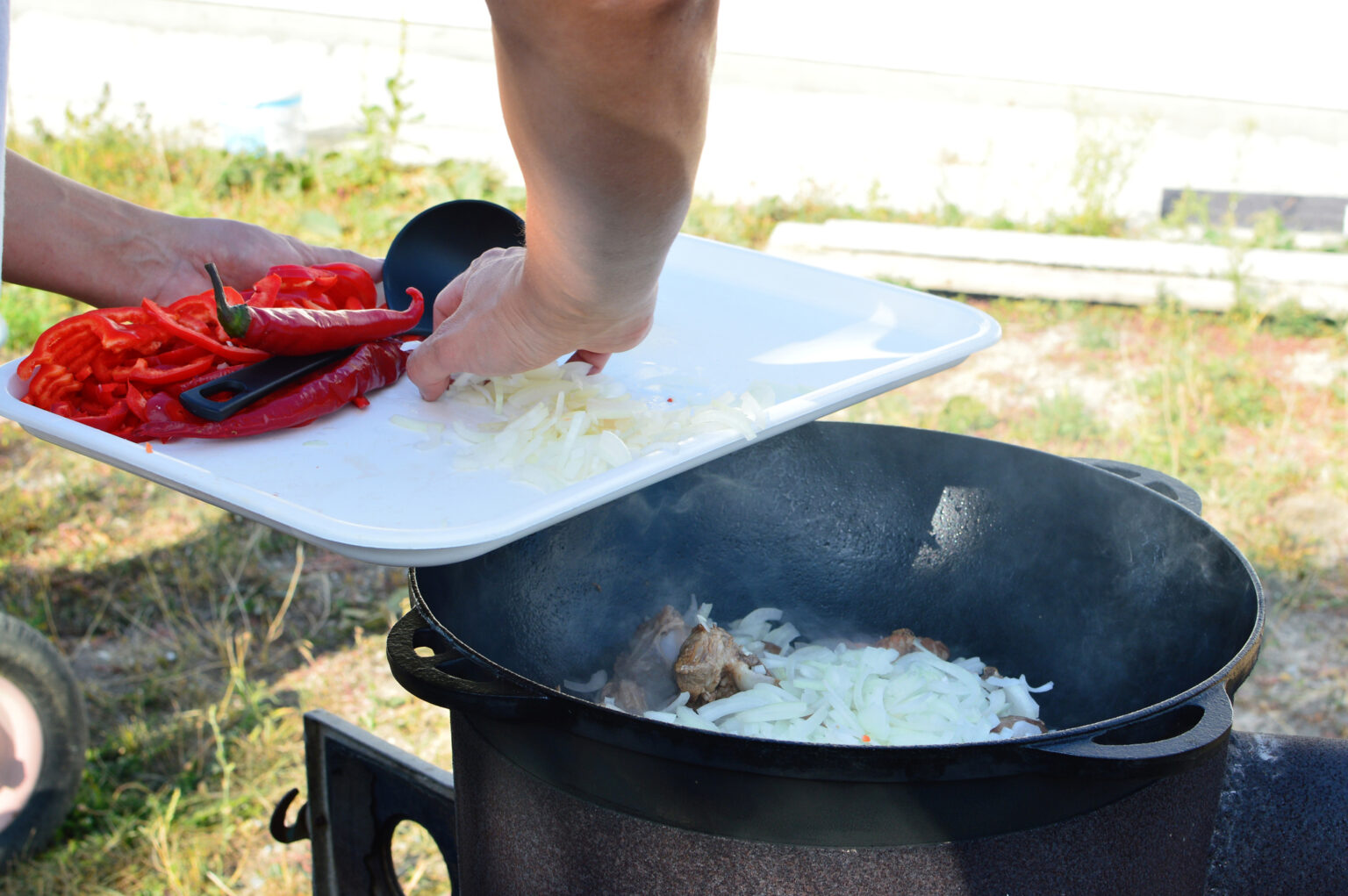 Kotliny 2025 » Litinová, nerezová, v setu i na polévku